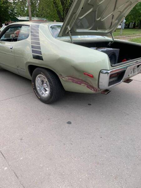 Corvette guy wrecks into a guys '72 Road Runner... | For B Bodies Only ...